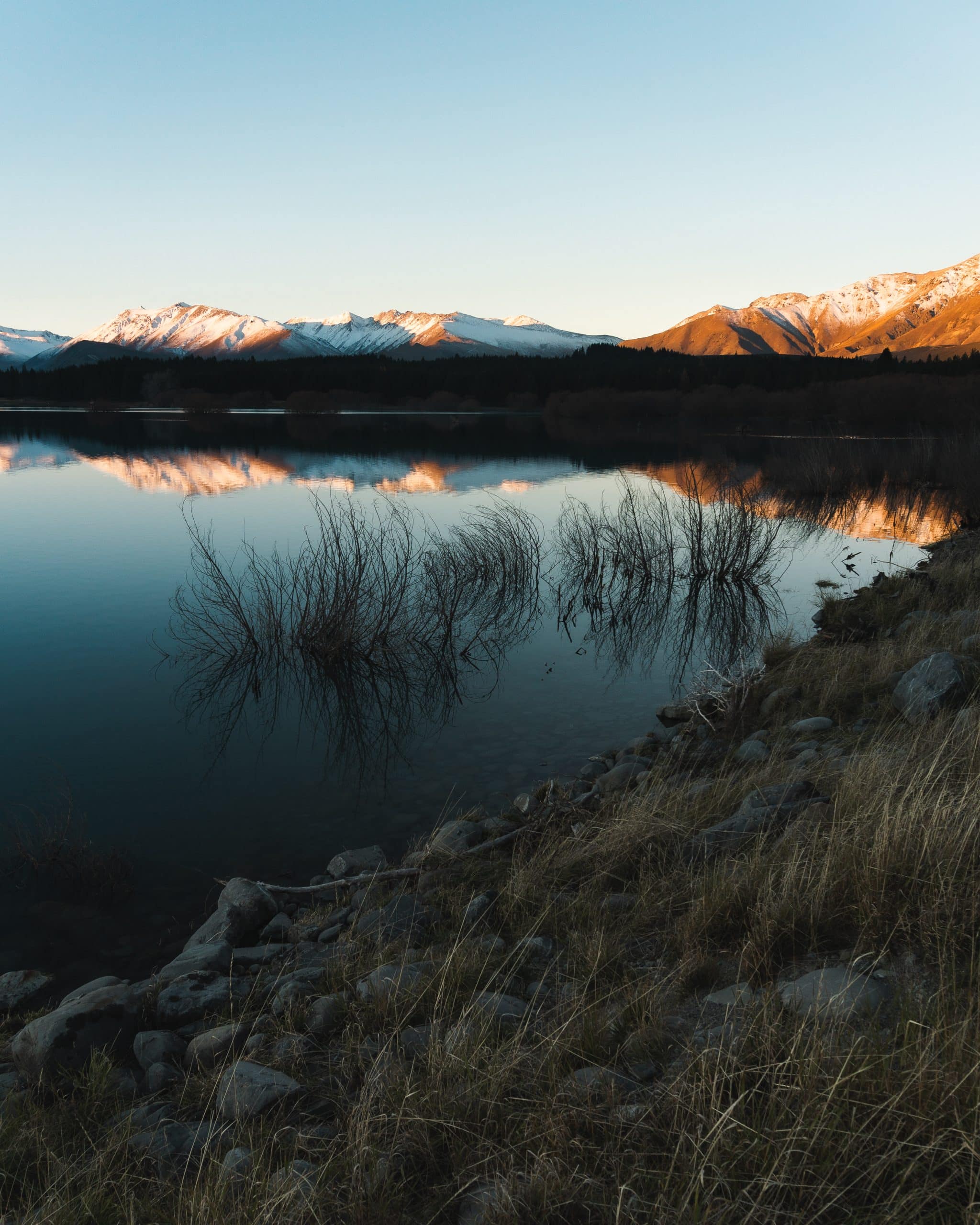 Lake Tekapo – Immerse yourself in turquoise beauty - Destary